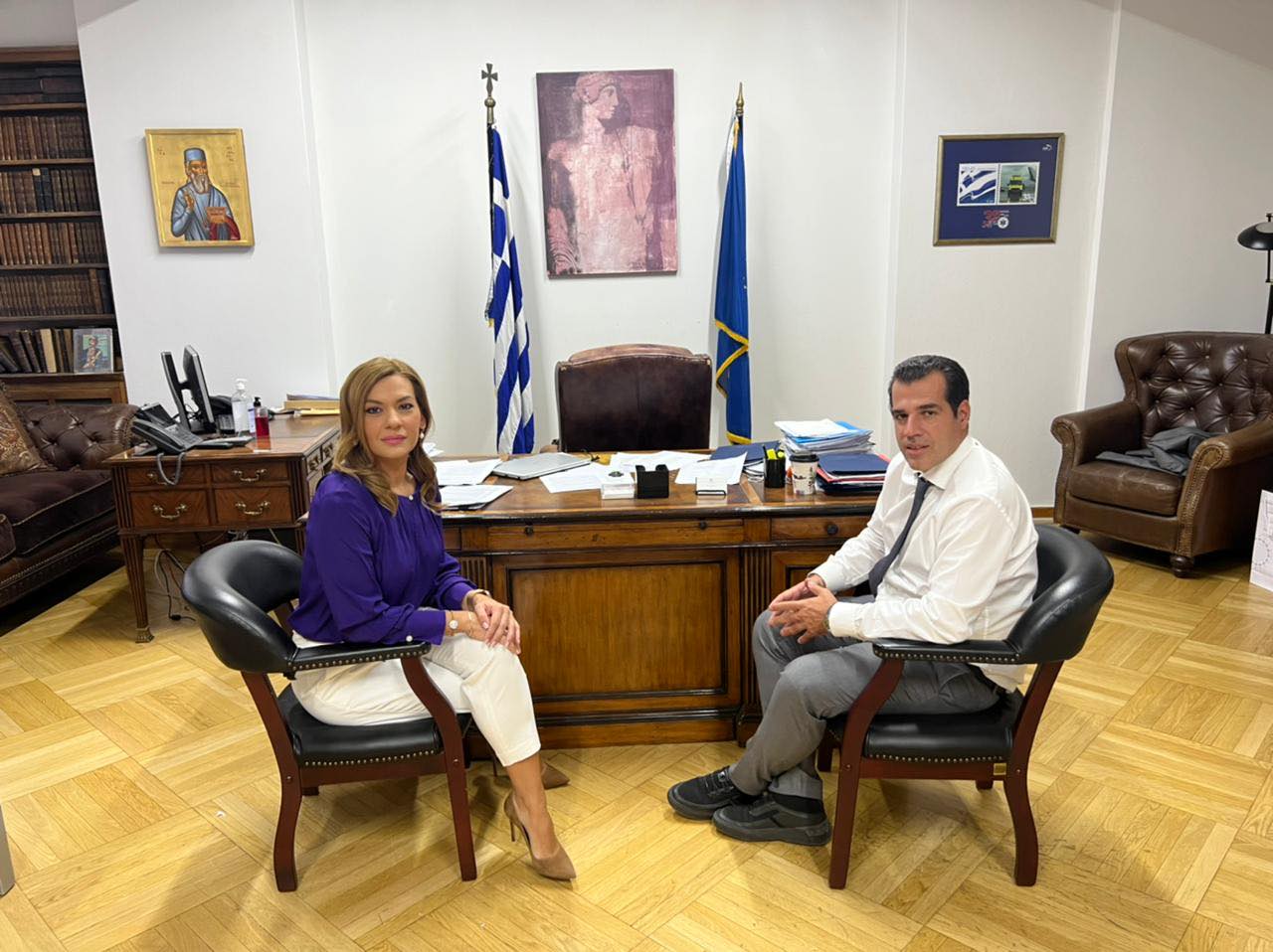 Μπίζιου σε Πλεύρη για τα Αποκεντρωμένα Γραφεία του ΕΟΠΥΥ σε Αγιά ...