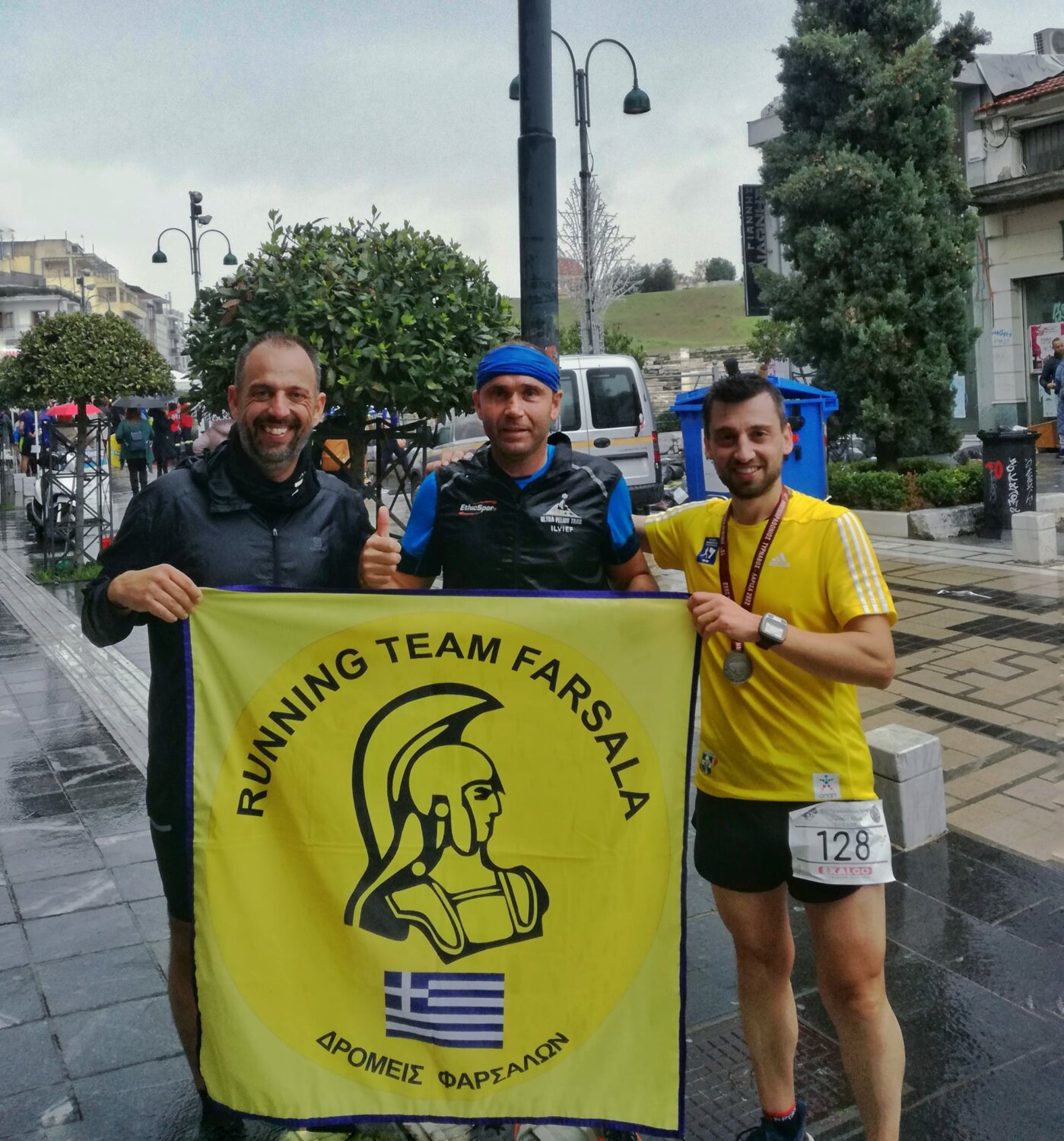 Σε Λάρισα και Λιτόχωρο έτρεξαν Φαρσαλινοί δρομείς - iFarsala