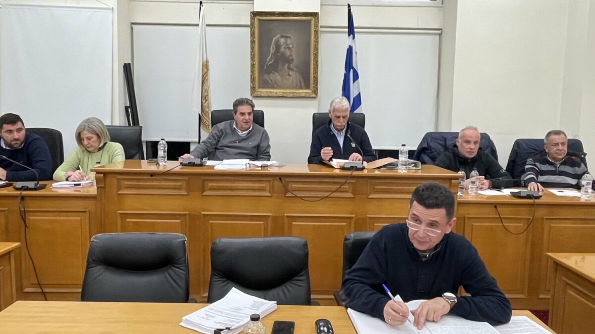 Παραιτήθηκε από Πρόεδρος του Δ.Σ. Φαρσάλων και παραμένει ανεξάρτητος ο ...