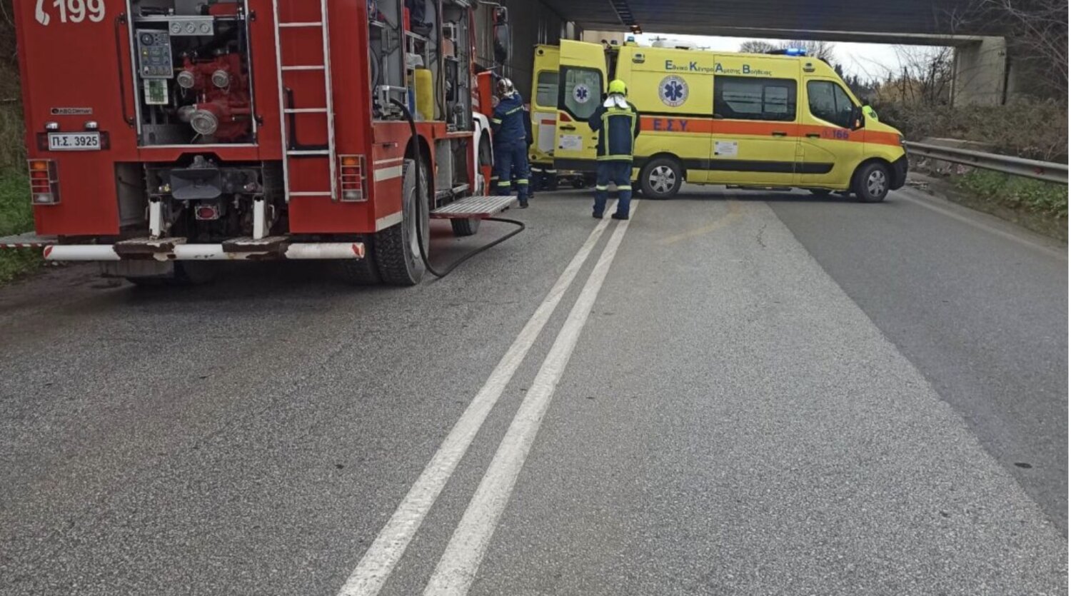 Θανατηφόρο τροχαίο στο Βελεστίνο- Νεκρός οδηγός ΙΧ που “καρφώθηκε” κάτω ...