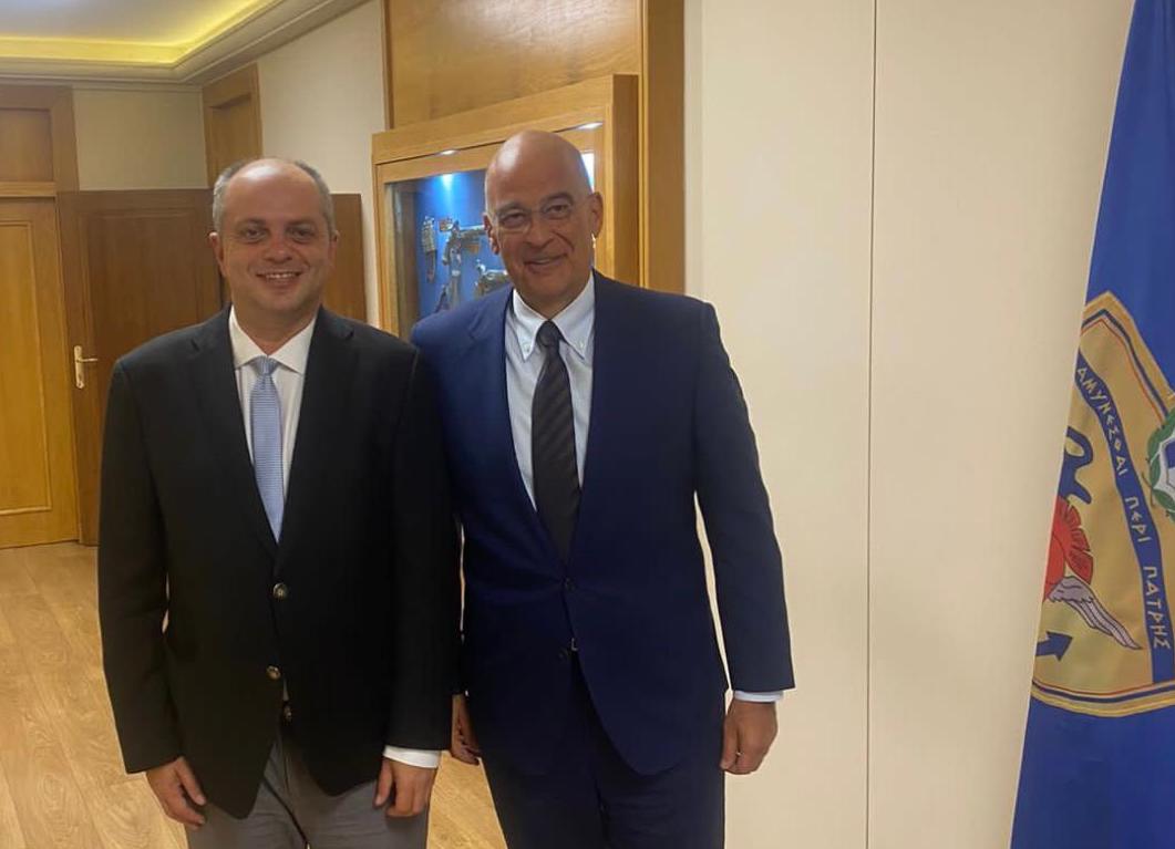 Συνάντηση Χρήστου Καπετάνου με τον ΥΕΘΑ Νίκο Δένδρια - iFarsala