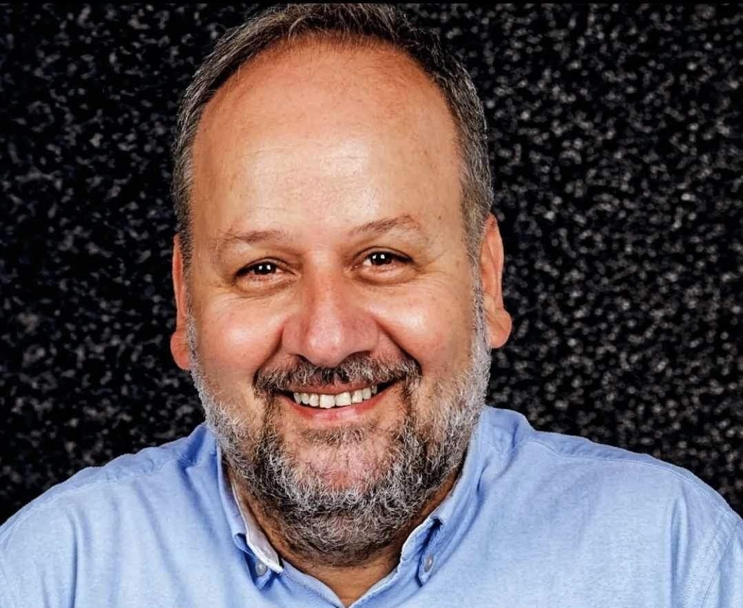 Ο Κων/νος Βαρακλιώτης ευχαριστεί - iFarsala