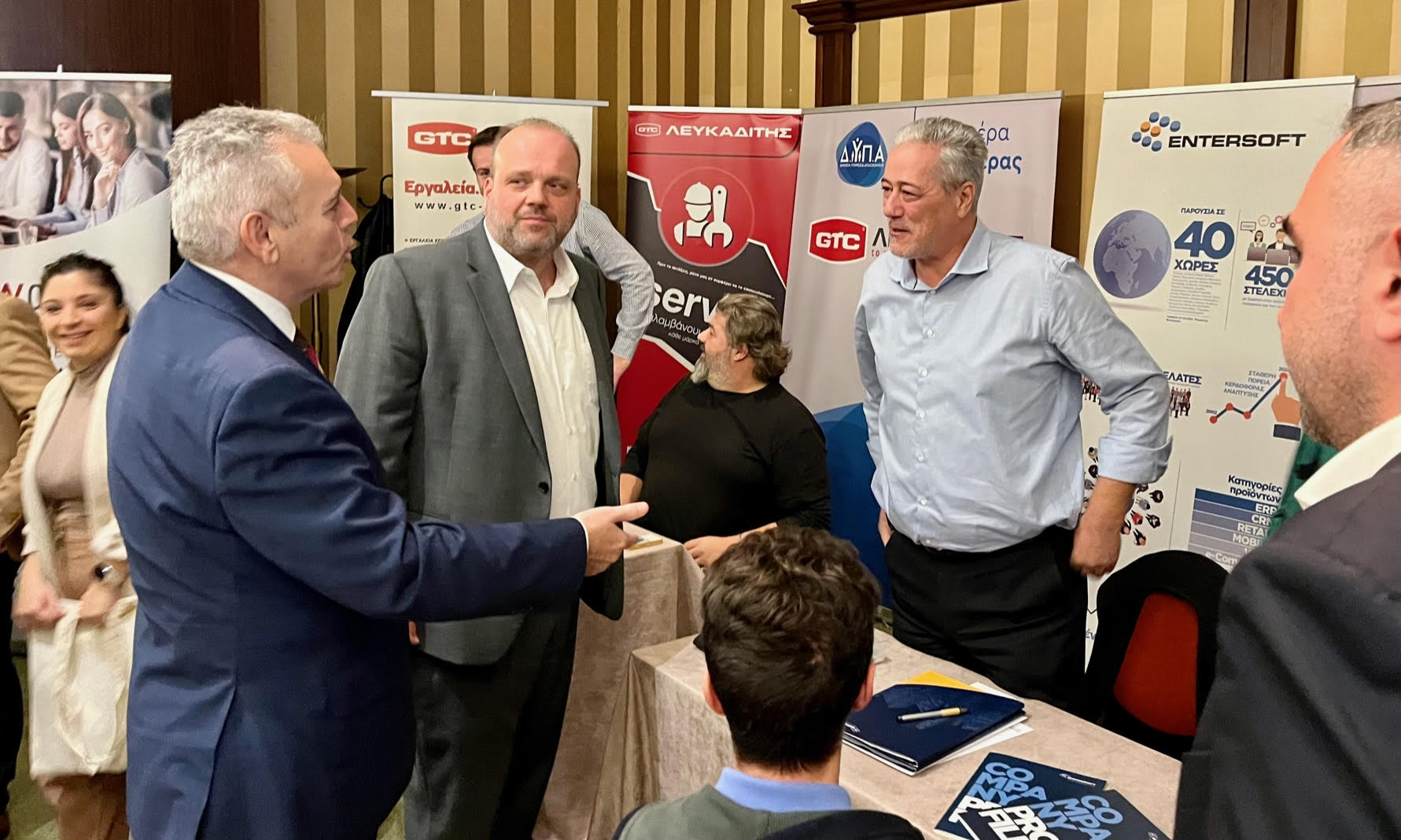 Μ. Χαρακοπουλος, Στόχος η δημιουργία πολλών και καλά αμειβόμενων θέσεων ...