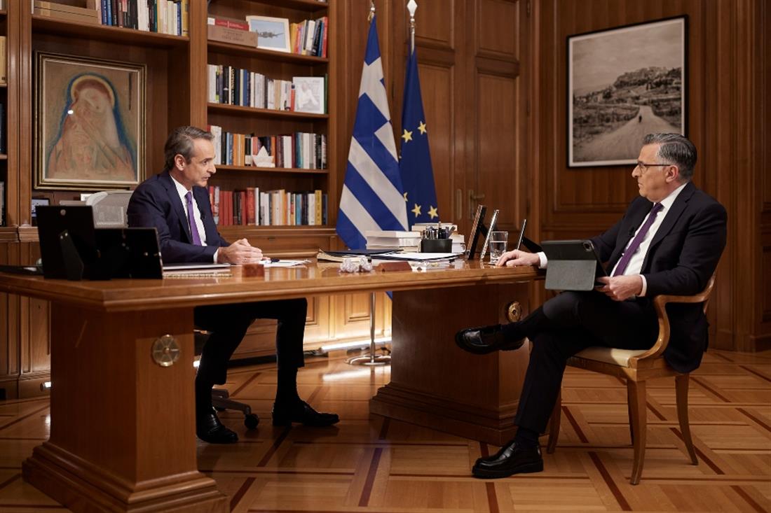 Η συνέντευξη Μητσοτάκη για ομόφυλα ζευγάρια, ακρίβεια και F-35 - iFarsala