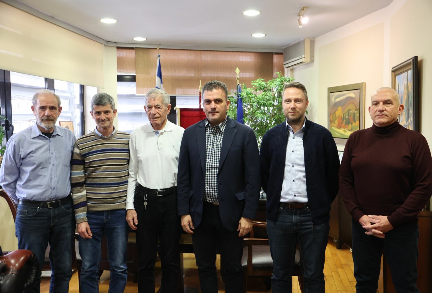 Επίσκεψη Συλλόγου Μαραθωνοδρόμων Ν. Λάρισας στον Δήμαρχο Λαρισαίων ...