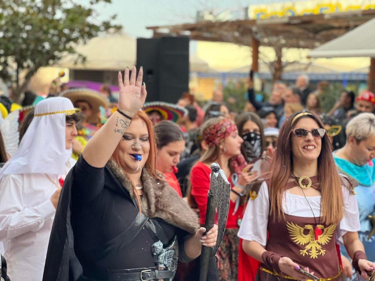 Δήμος Φαρσάλων: Η σειρά των γκρουπ και των αρμάτων στην Καρναβαλική ...