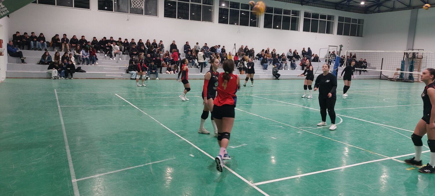 Πρεμιέρα με ήττα για την γυναικεία ομάδα βόλεϊ του Α.Σ. Φαρσάλων - iFarsala