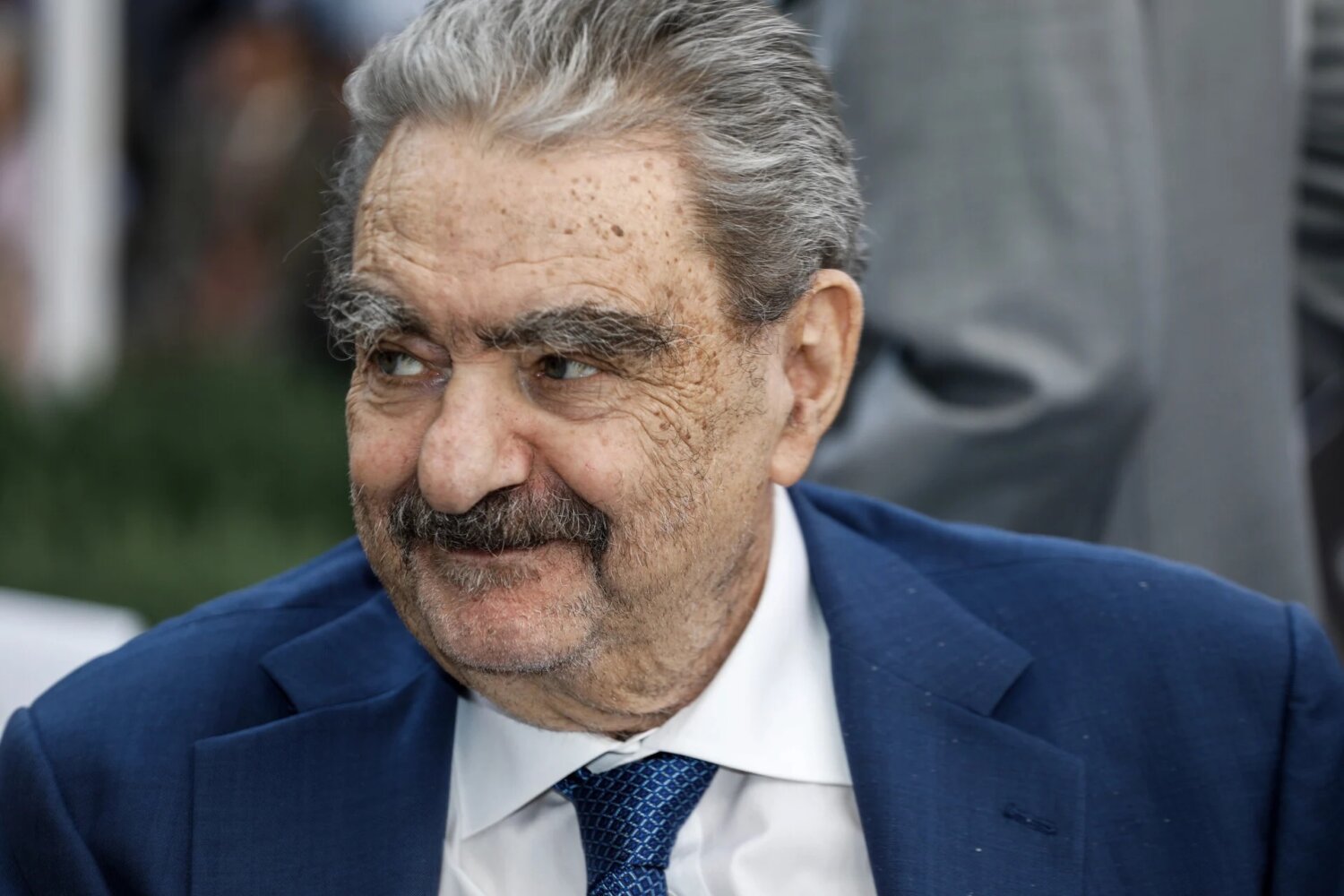 Πέθανε ο Βαρδής Βαρδινογιάννης - iFarsala