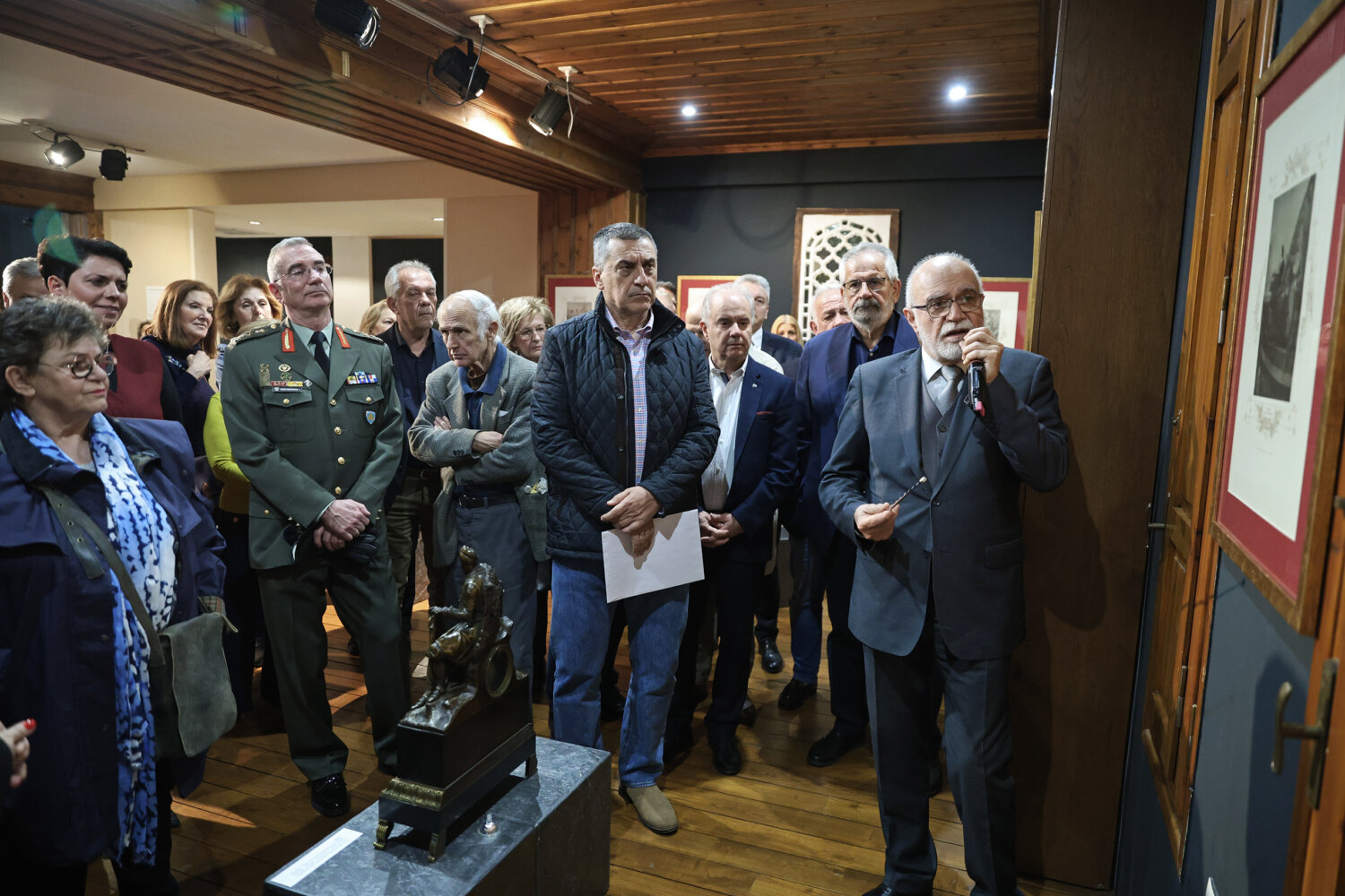Εγκαινιάστηκε η έκθεση «Η Επανάσταση του 1821 μέσα από τους πίνακες του ...