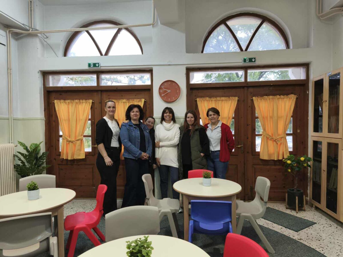 Ολοκληρώθηκε η ανακαίνιση της βιβλιοθήκης του 2ου Δημοτικού Σχολείου ...